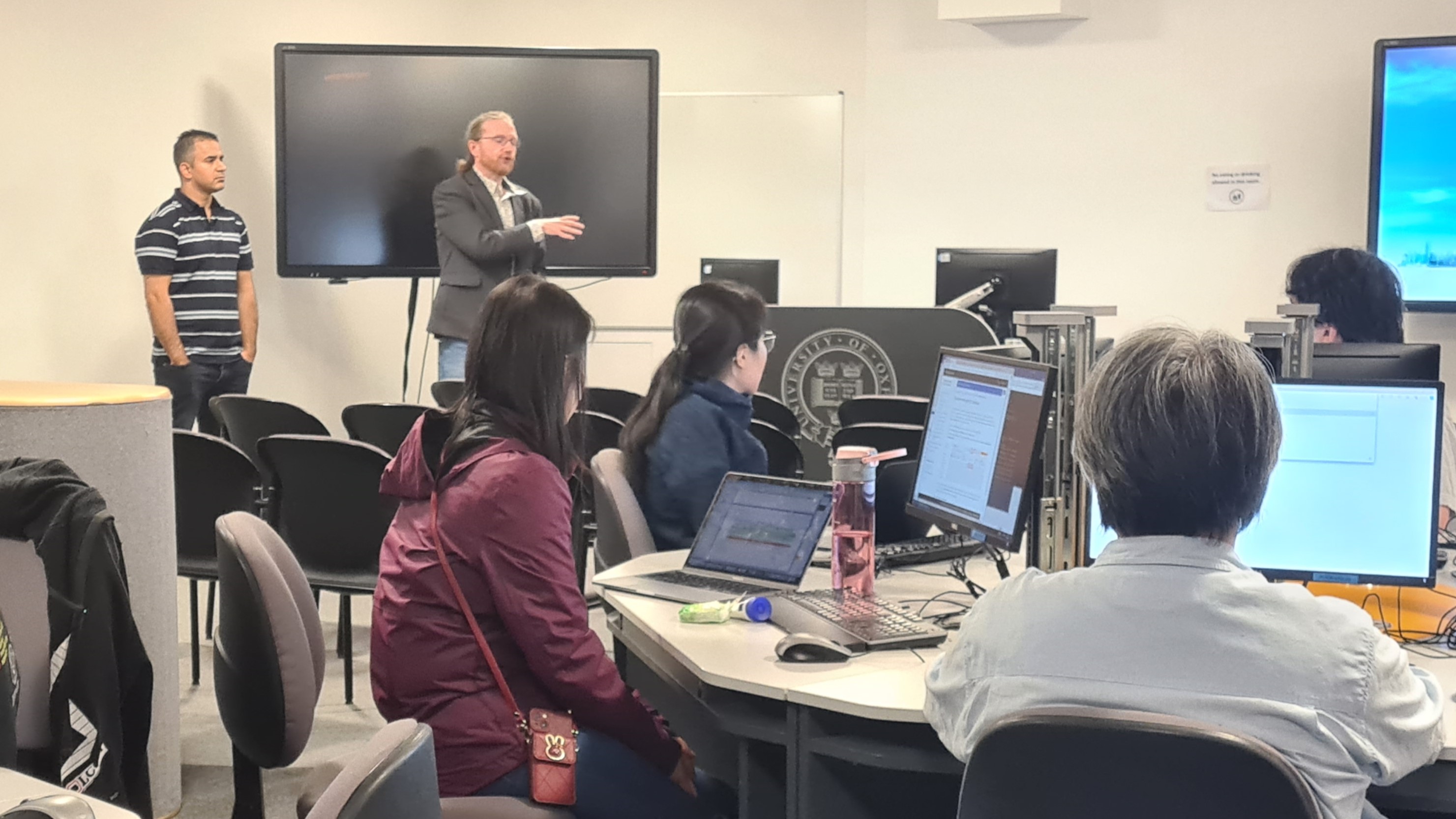 How research colleagues are developing their digital competencies | Staff Gateway