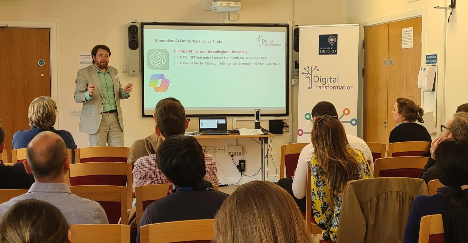Hundreds of colleagues paving the way for AI at Oxford | Staff Gateway